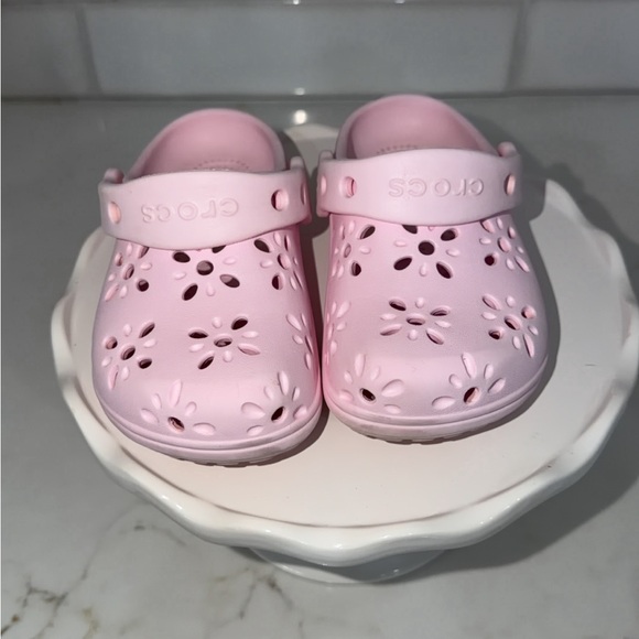 CROCS | Shoes | Crocs Kids Pink Flower Clogs | Poshmark